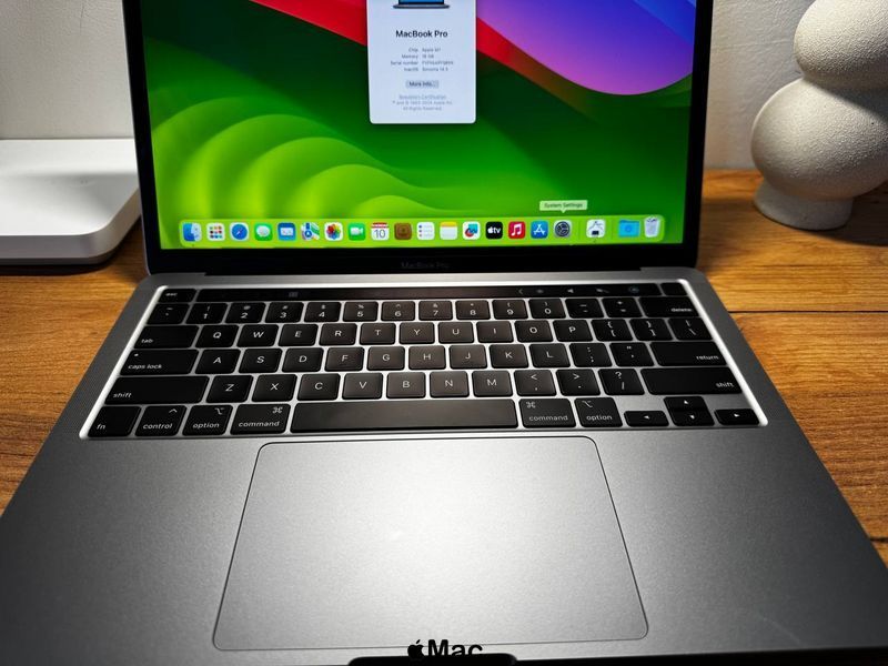 Купити Apple MacBook Pro 2020 M1 16Gb 512Gb Space Gray M1563 в інтернет ...